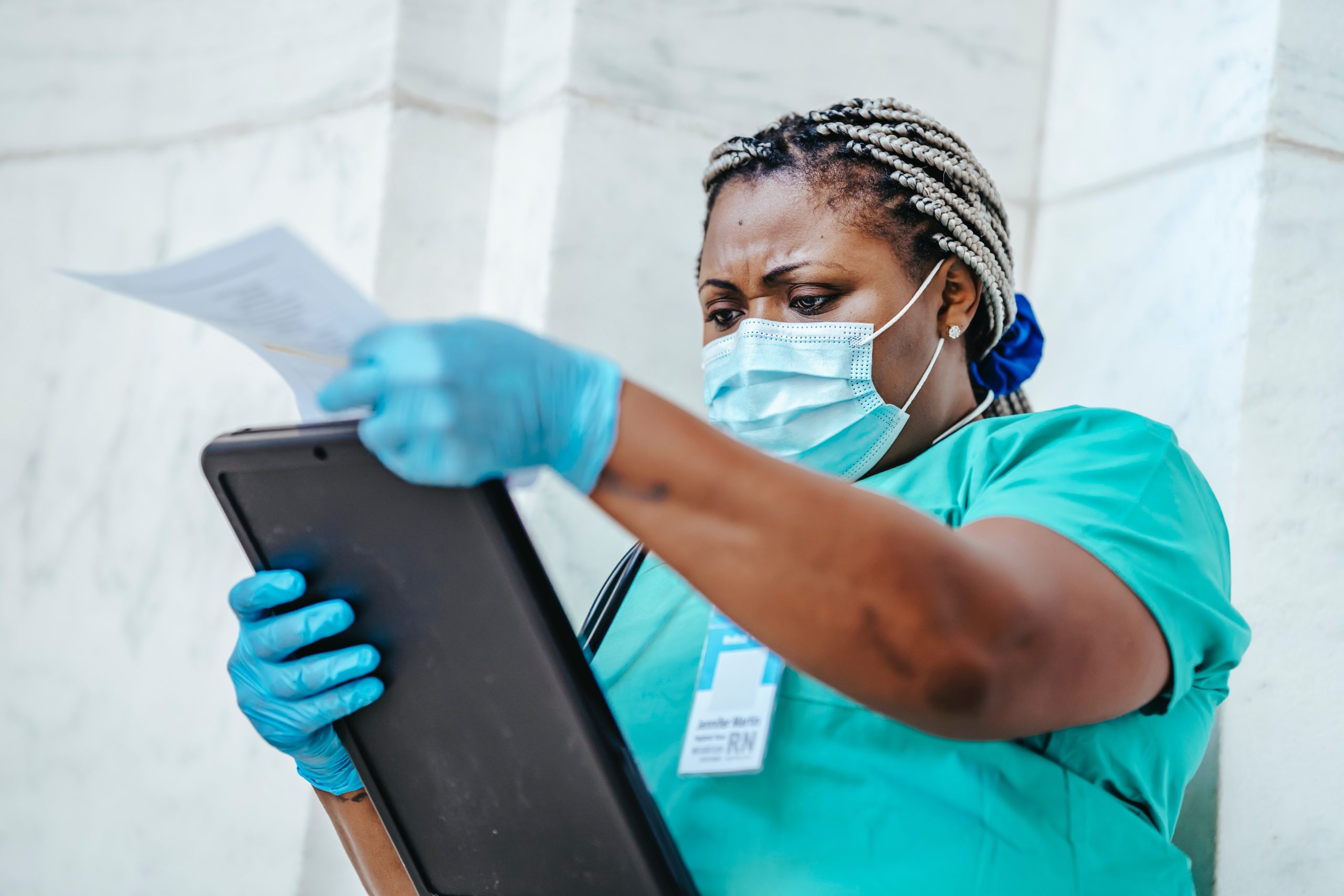 Black Nurses Are Traumatized by Racism in Healthcare - The Atlanta Voice