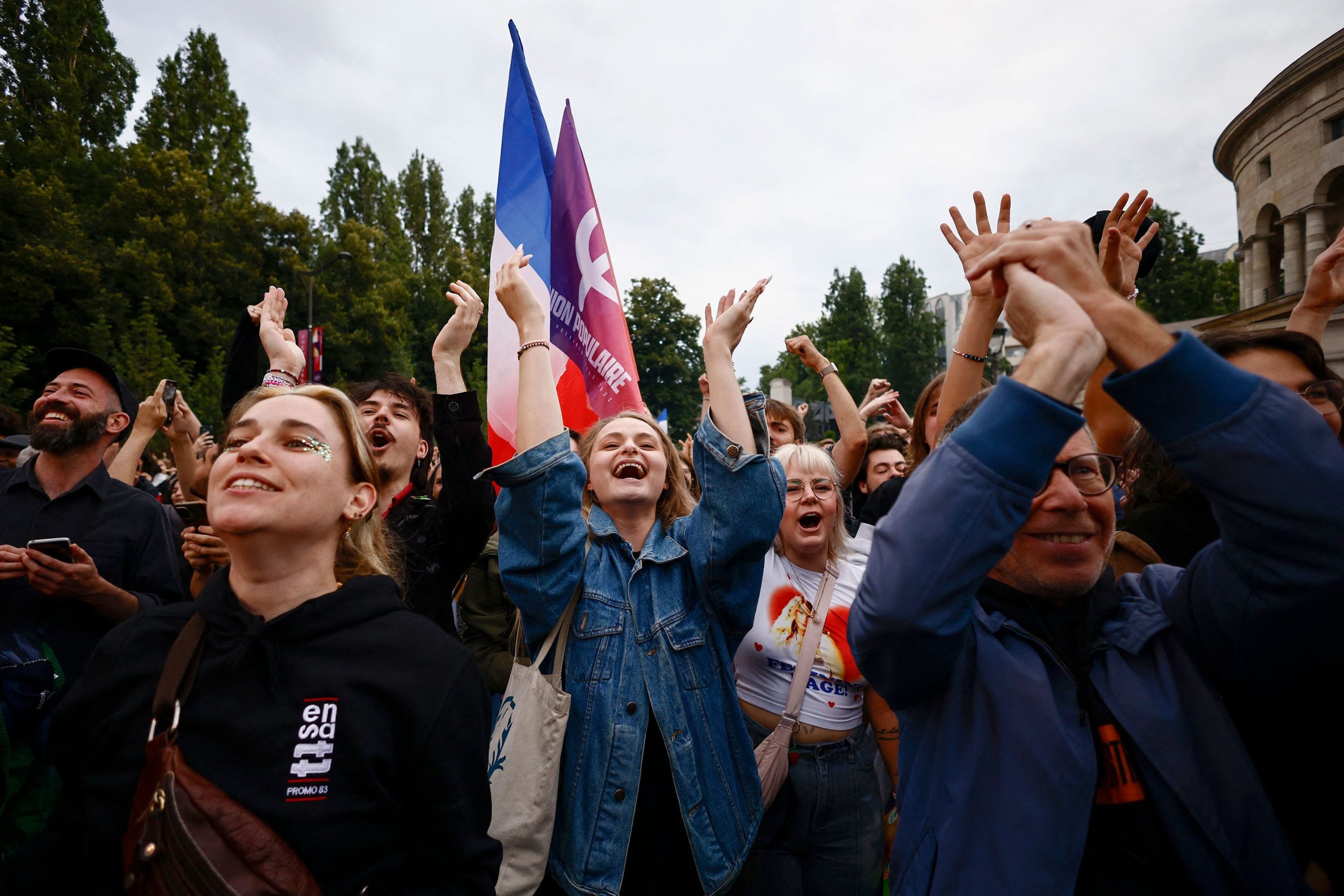 Left-wing surge foils far right but French election ends in deadlock ...