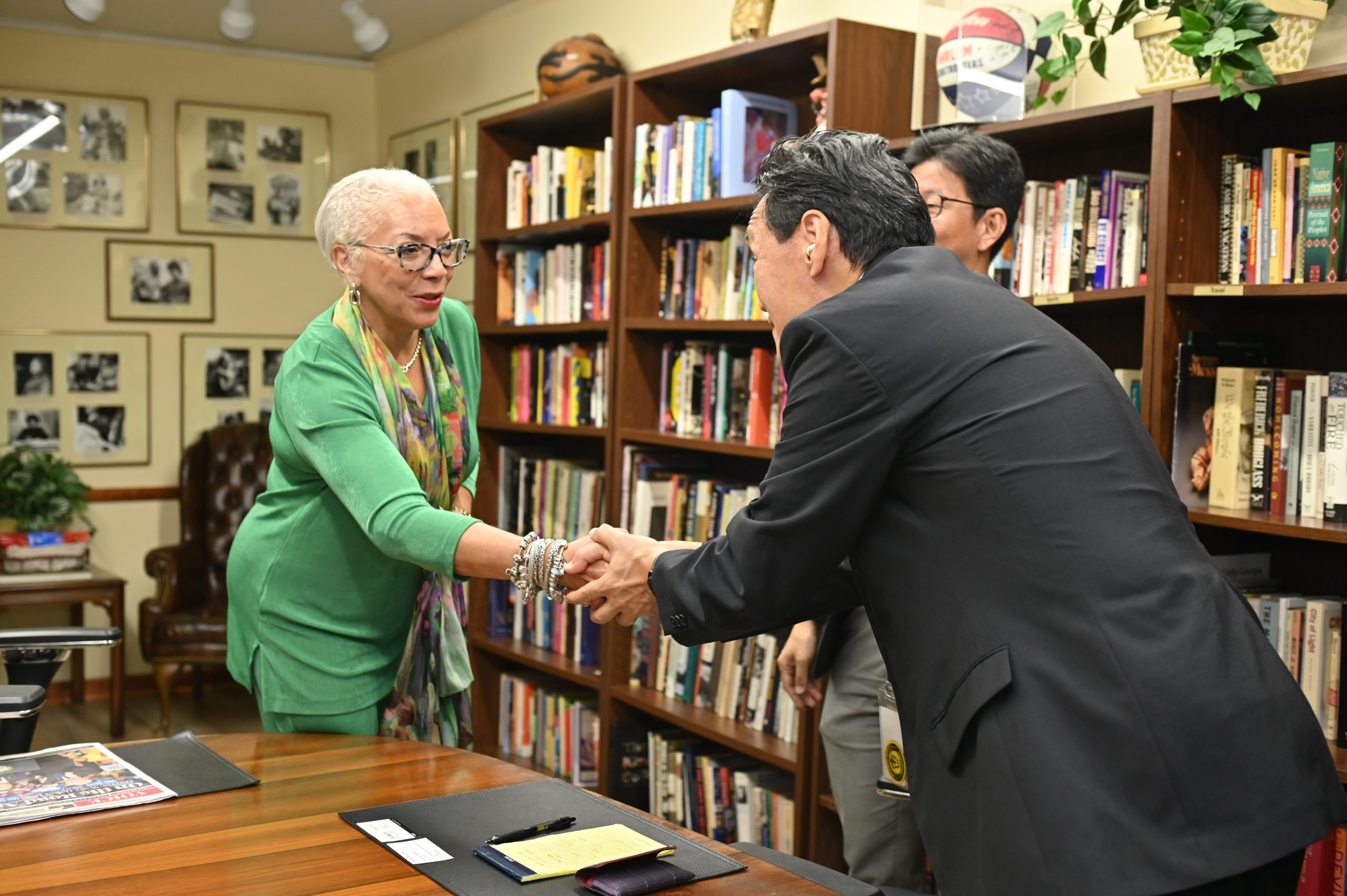 Japanese consulate meets with Atlanta Voice publisher - The Atlanta Voice