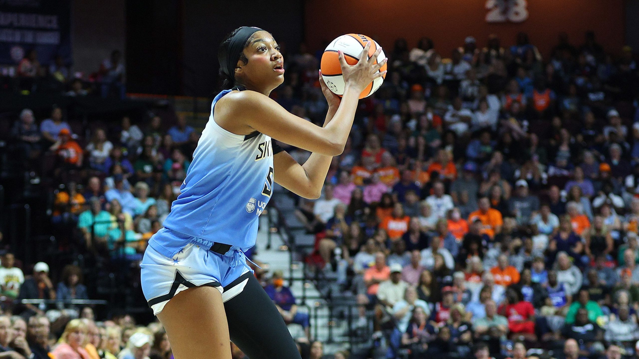 Angel Reese breaks WNBA record in Chicago Sky's loss to Connecticut Sun ...