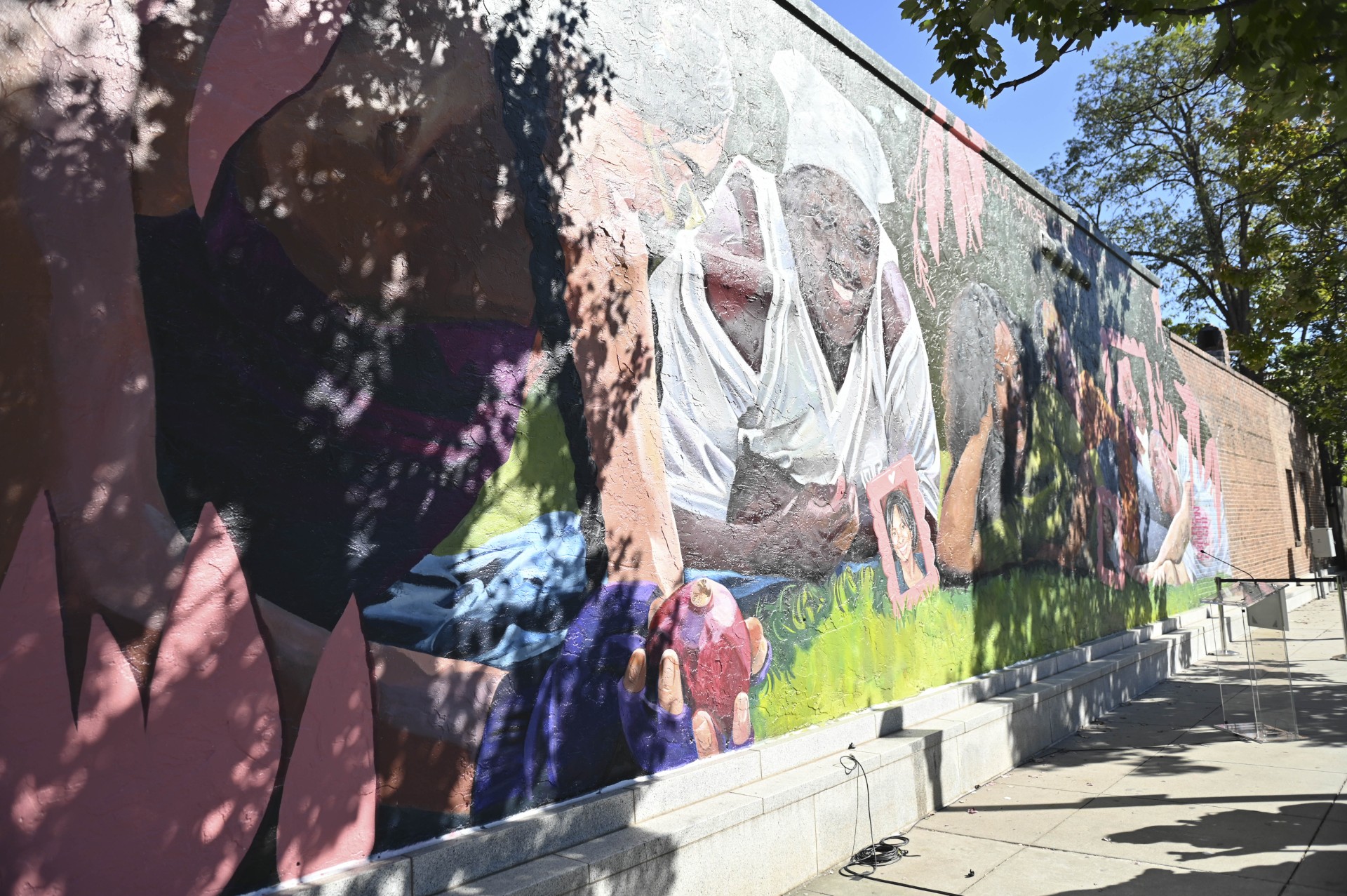 Decatur hosts mural unveiling for abortion access