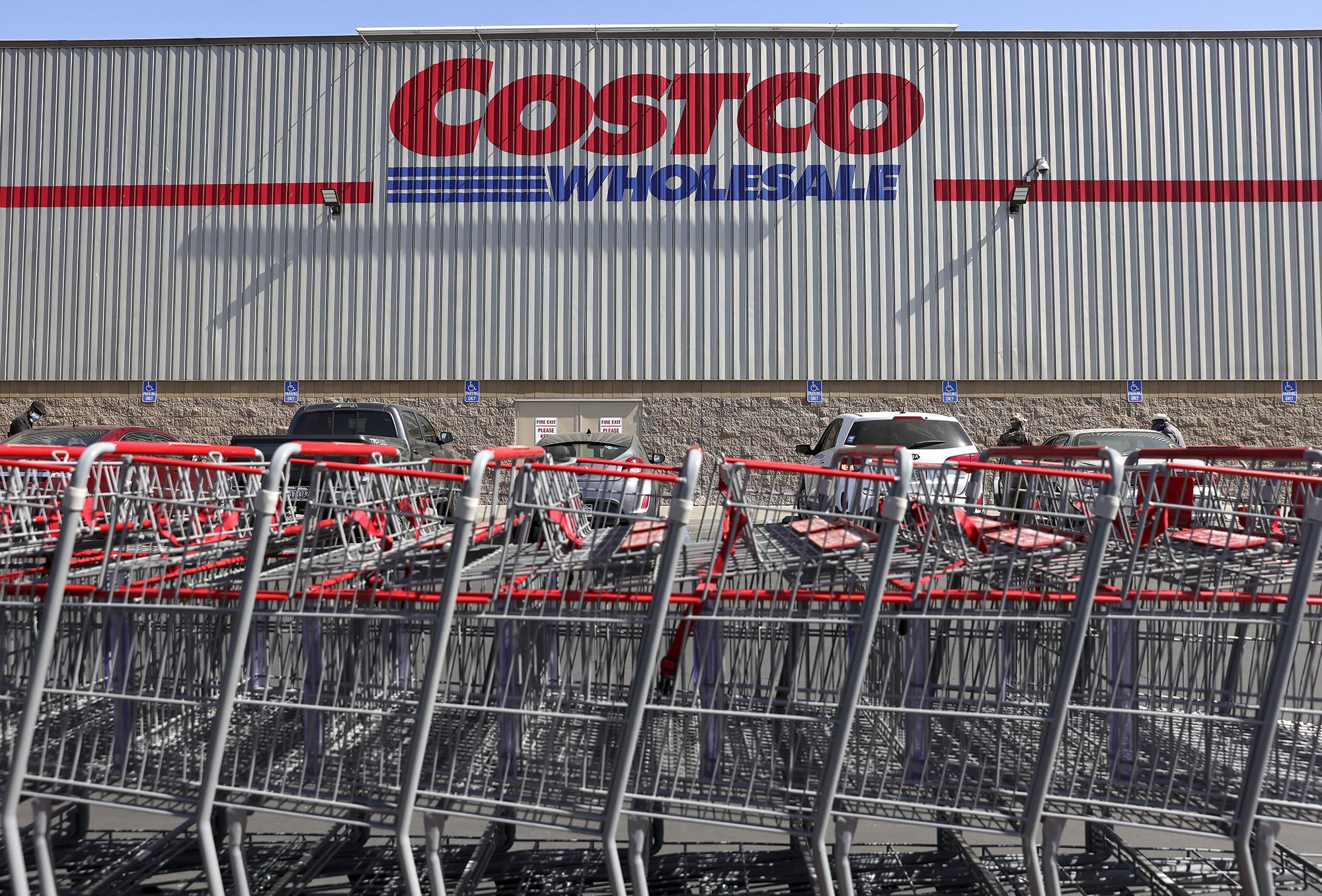 Costco strike averted, tentative deal reached with Teamsters - The ...